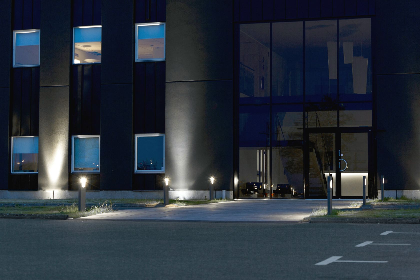 MOON LED bollard light By Platek | design LundbergDesign