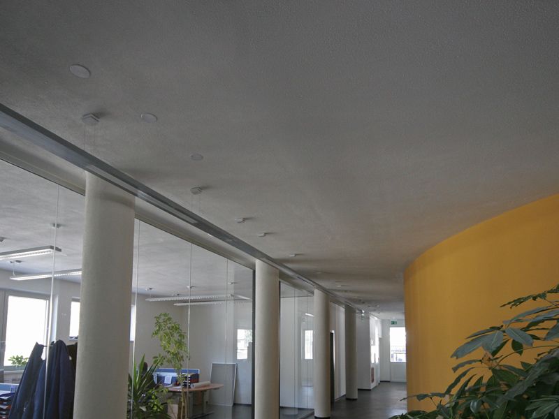 Hohldecke und selbsttragende Platte aus Stahlbeton und Spannbeton ...