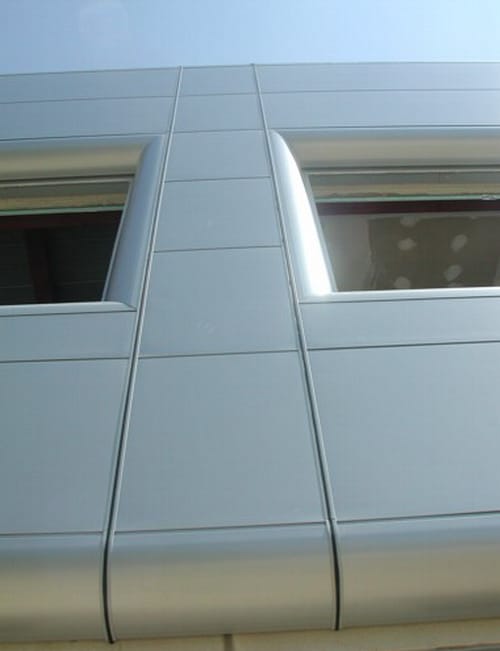 Special components Continuous facade system By ELCOM SYSTEM
