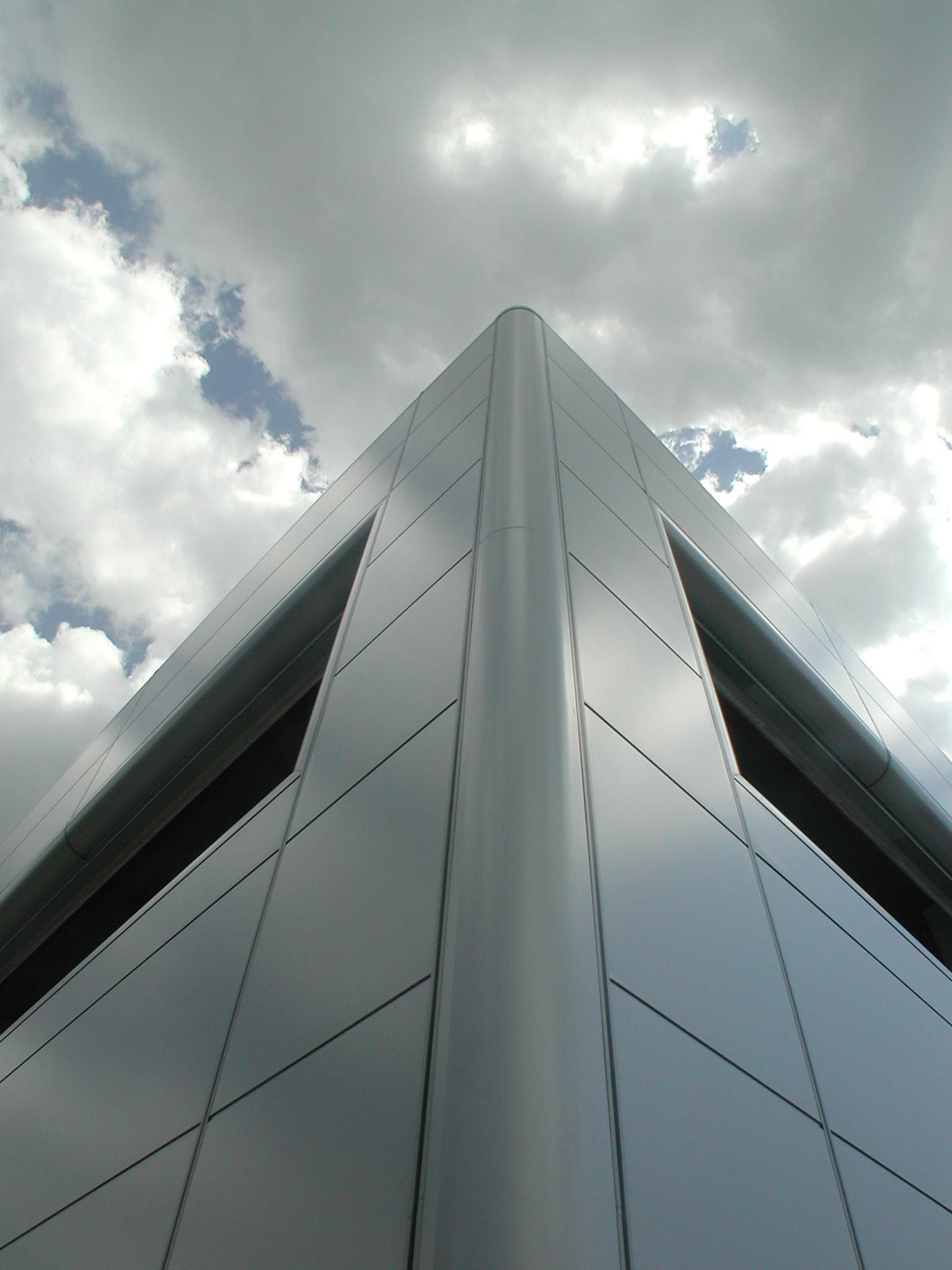Special components Continuous facade system By ELCOM SYSTEM