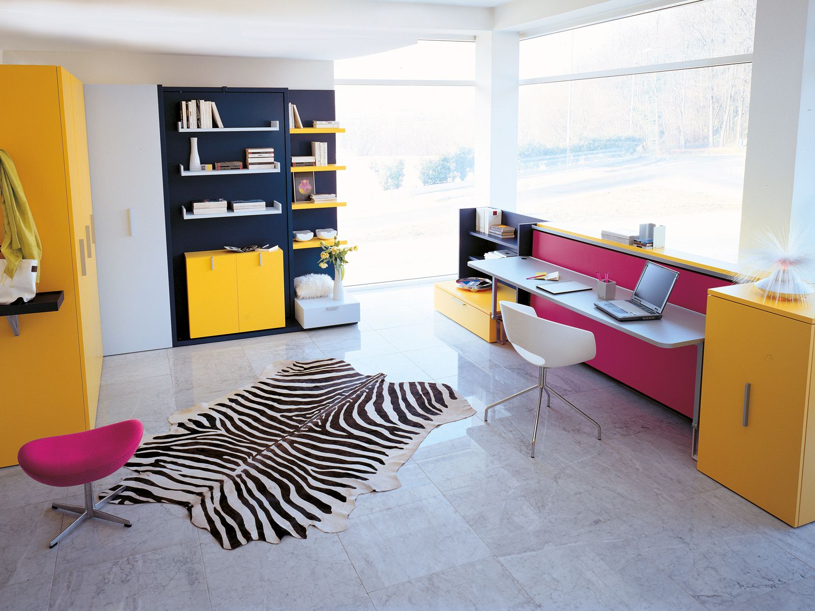 Pull-down single bed LGS By CLEI