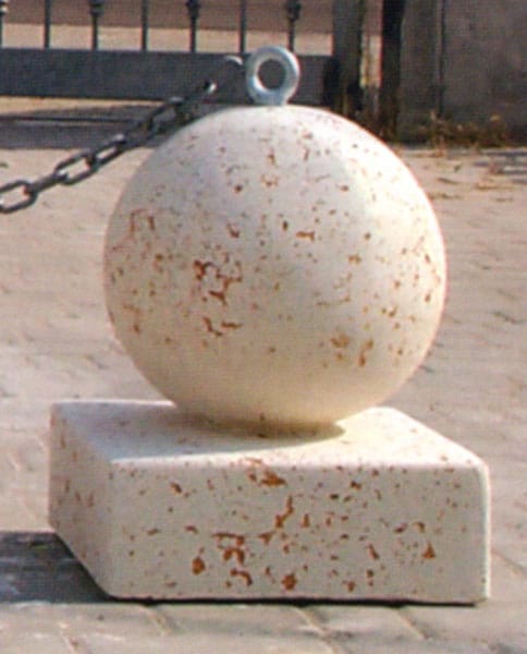 Concrete sphere bollard SFERICO By Lazzari