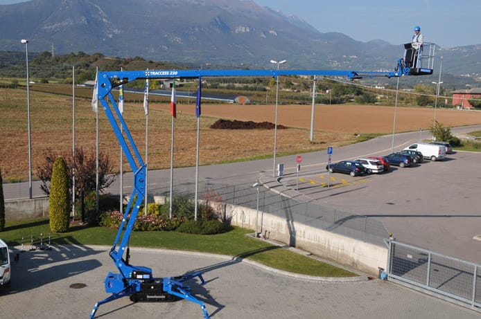 Piattaforma aerea TRACCESS 230 - CTE