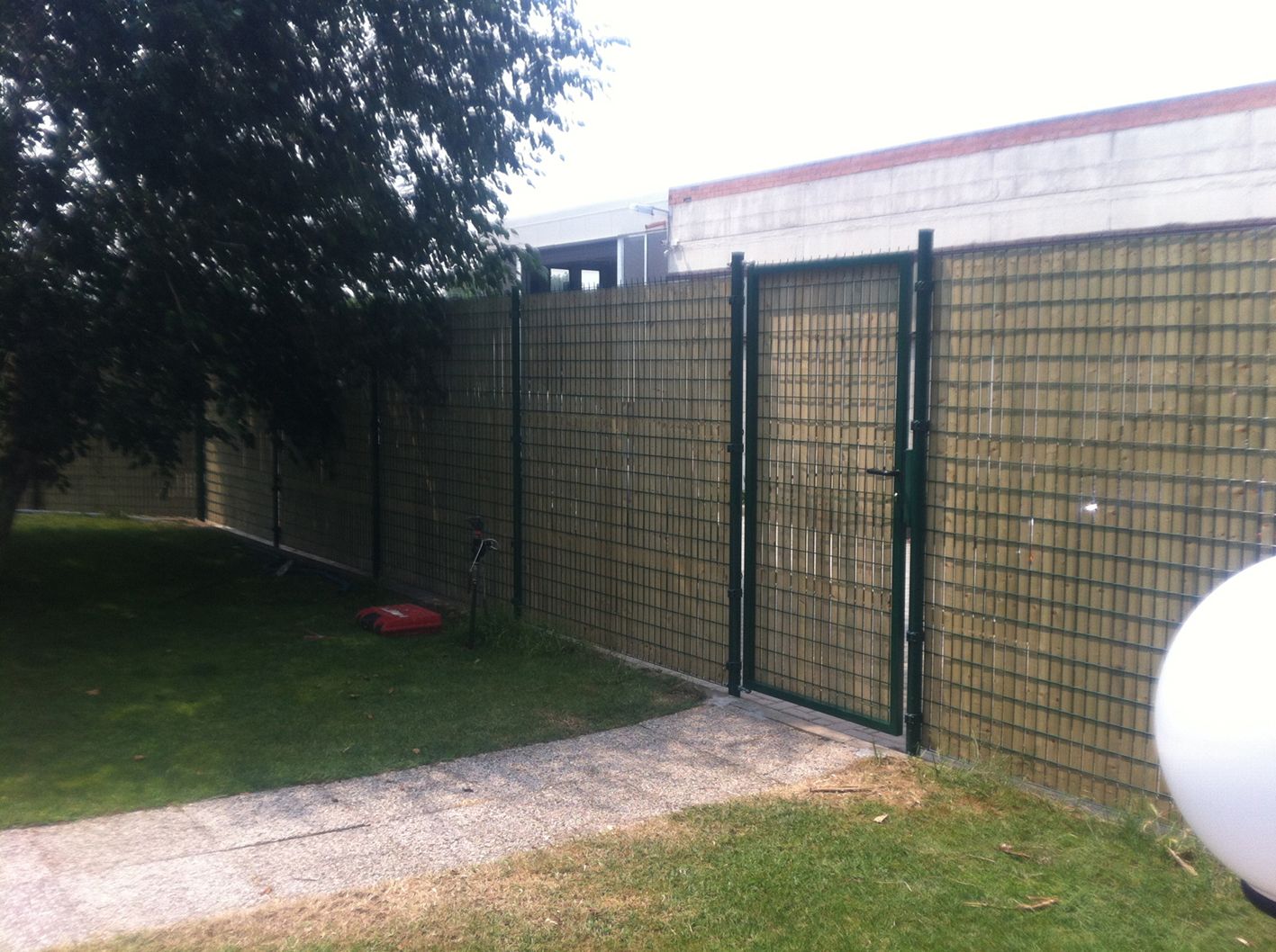 Cerca de privacidade de madeira BEKAFOR® COLLFORT By BETAFENCE ITALIA