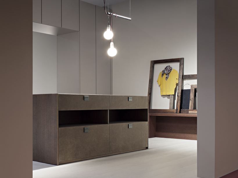 MAUI Double-sided unit with drawers By EmmeBi