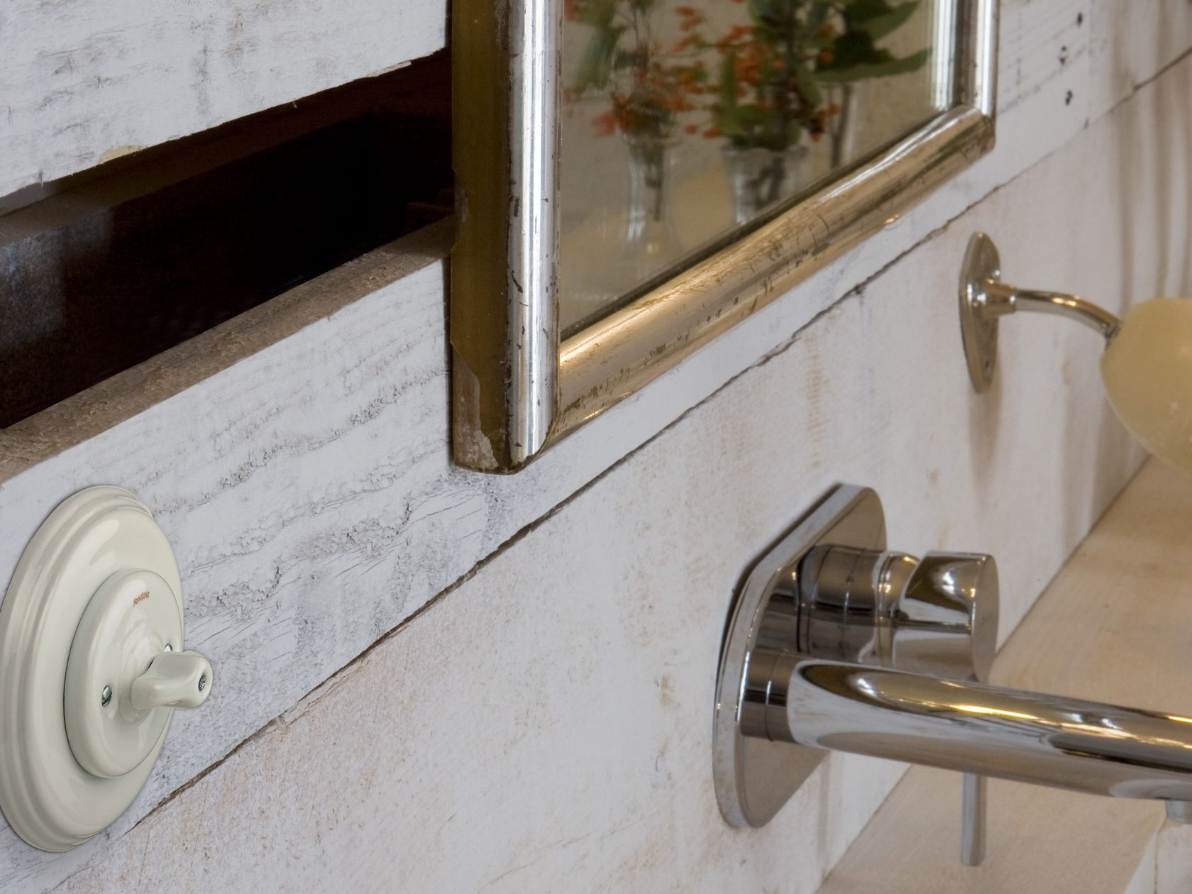 GARBY COLONIAL | Mecanismo de empotrar de porcelana By FONT BARCELONA ...