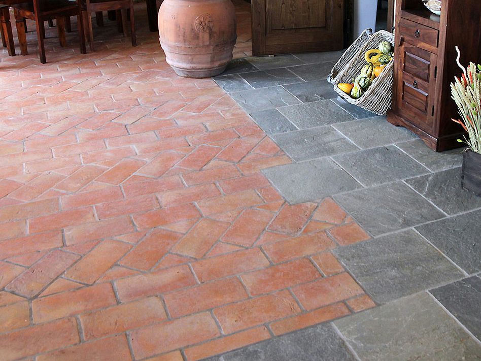Piso de barro cozido para interior e exterior HANDMADE TERRACOTTA By B ...
