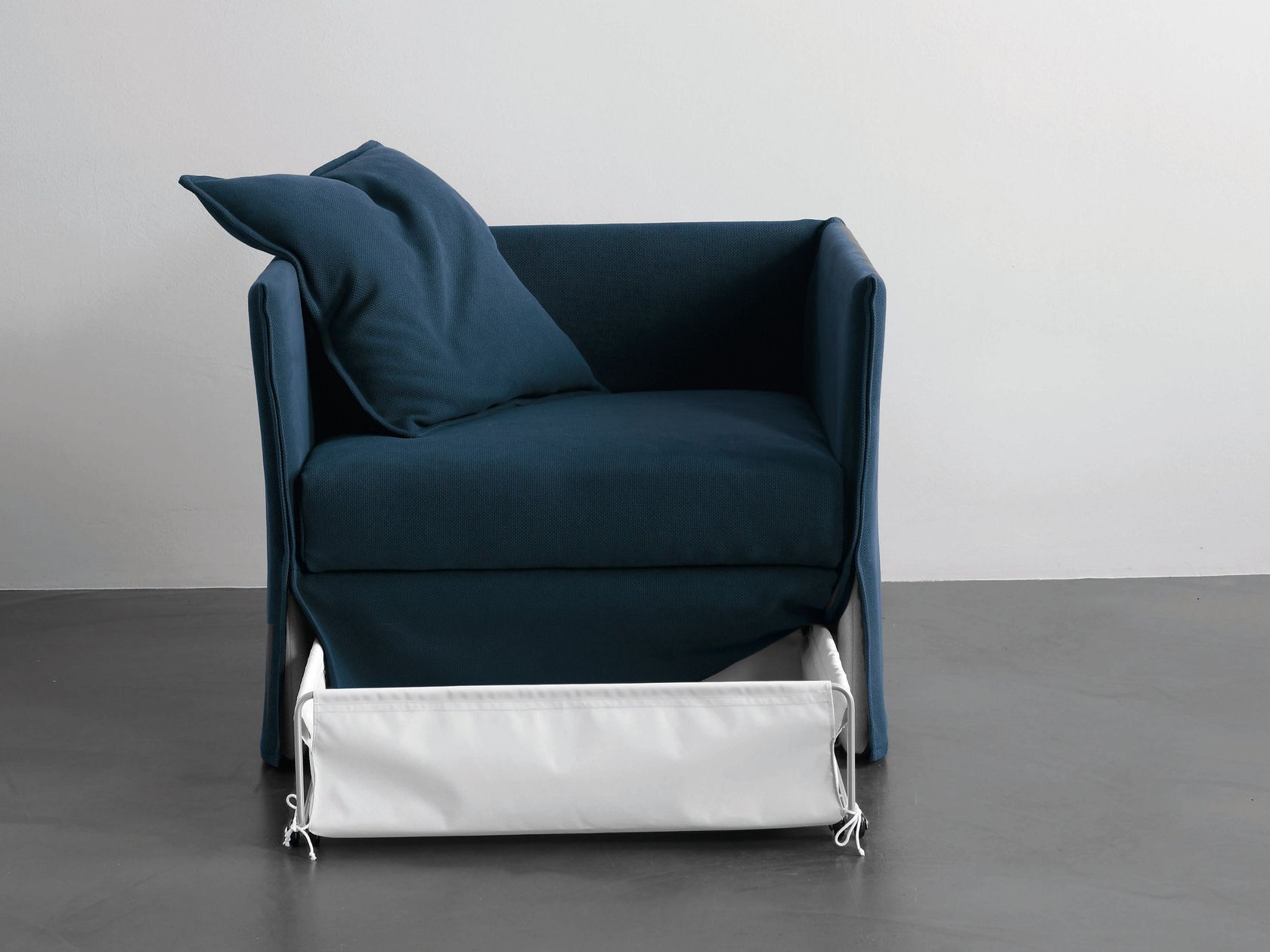 FOX Poltrona letto sfoderabile in tessuto By Meridiani