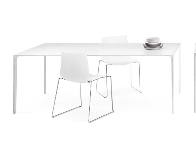 NUUR | Rectangular table By arper design Simon Pengelly