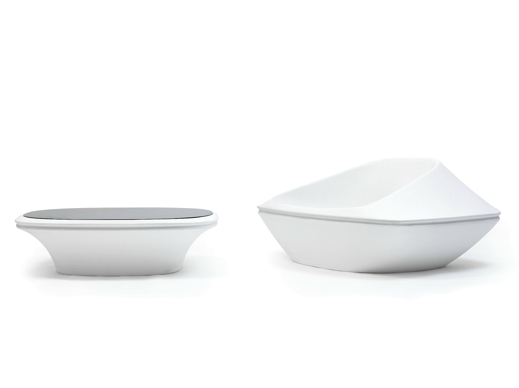 UFO | Garden side table By VONDOM design Ora Ito