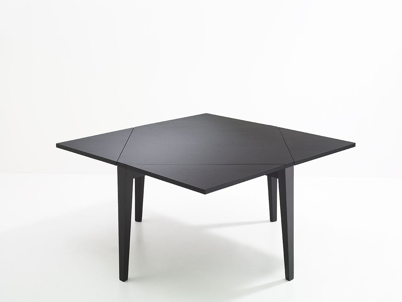 Tavolo quadrato apribile QUATTROTTO By Agapecasa design Angelo Mangiarotti