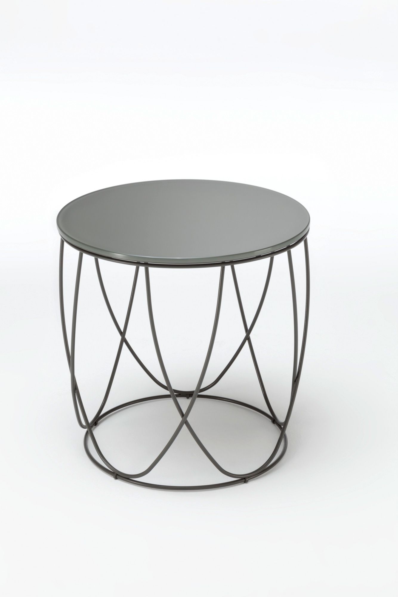 ROLF BENZ 8770 | Round coffee table By Rolf Benz design Annette Lang