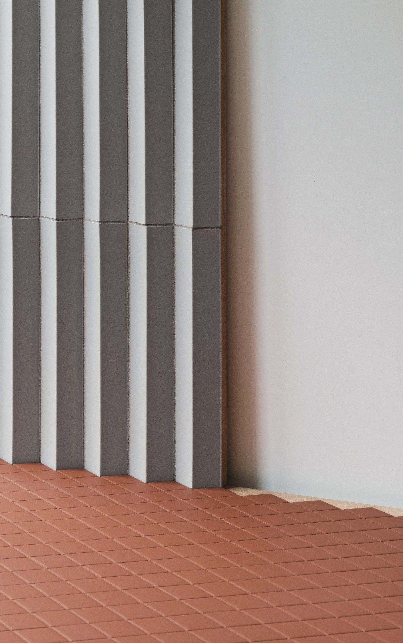 ROMBINI TRIANGLE GREY Porcelain stoneware 3D Wall Cladding By Mutina ...