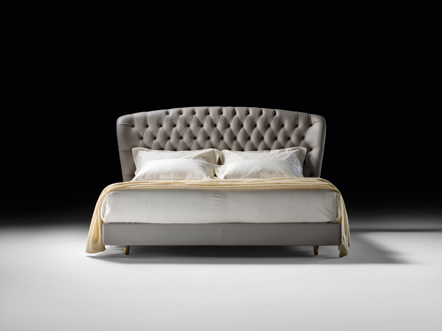 SAVOI 床 By Black Tie | design Pier Luigi Frighetto