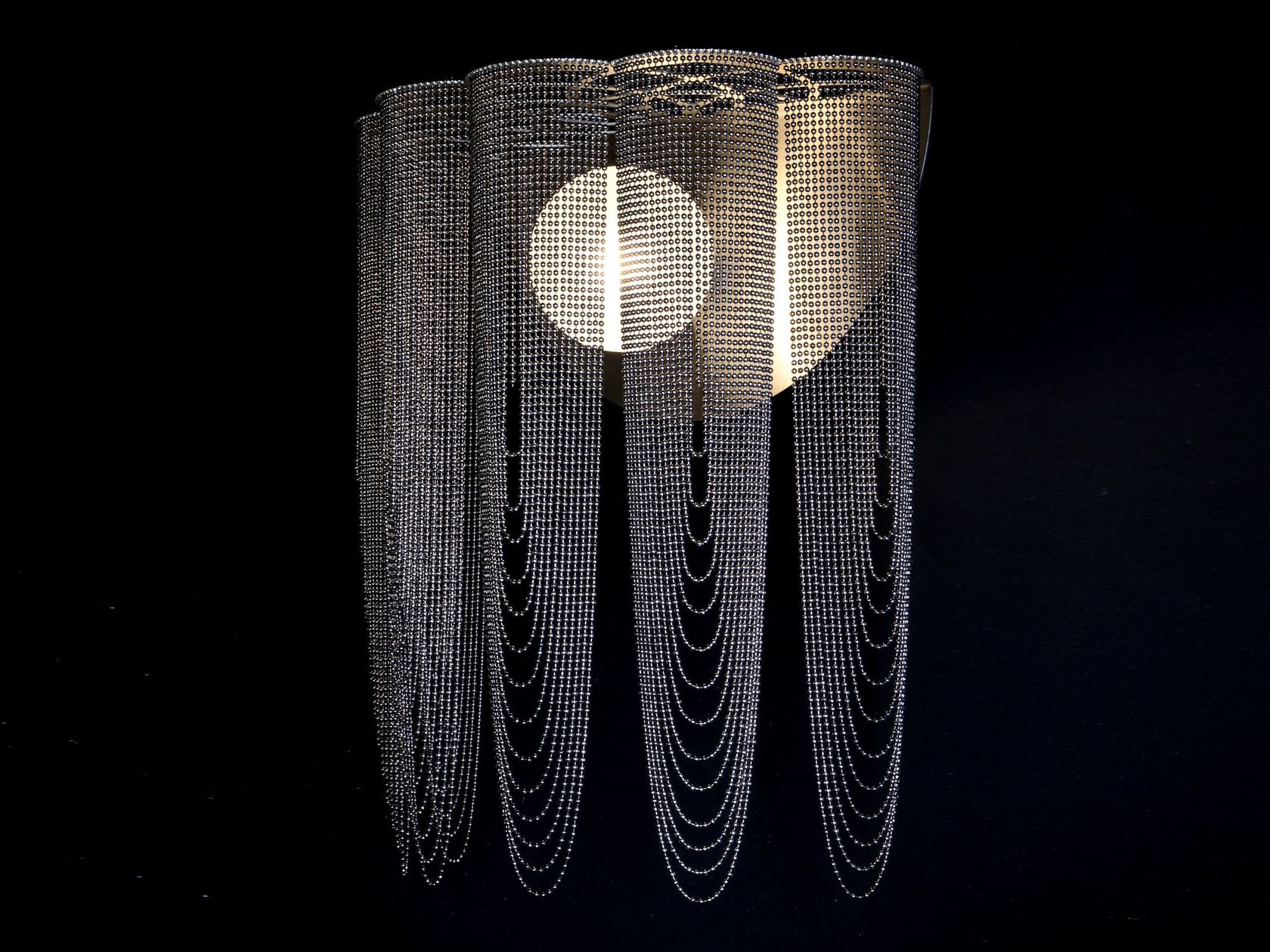 SCALLOPED LOOPED Wall light By Willowlamp | design Adam Hoets