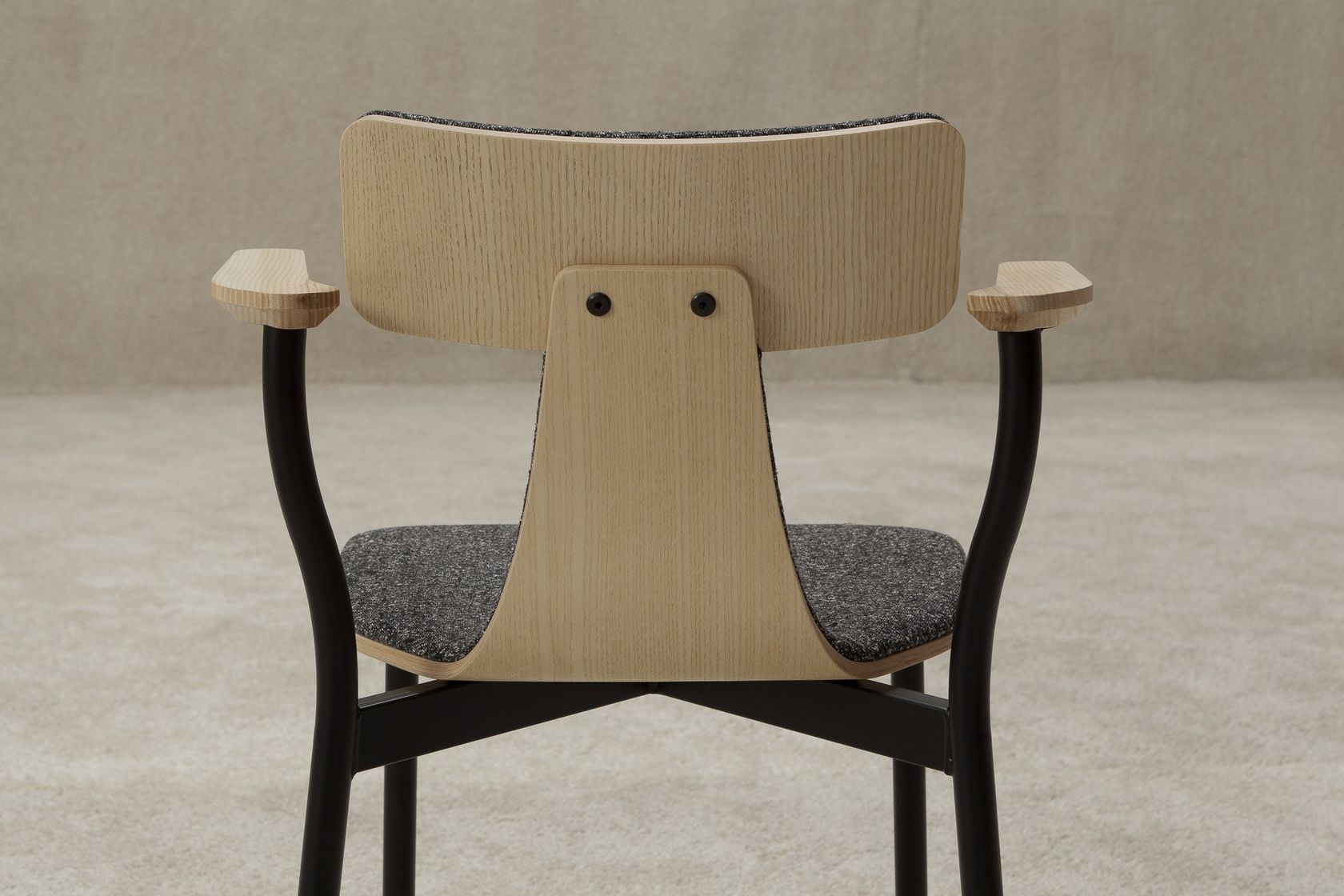 SILLA40 | Chair with armrests By Sancal design Nadadora