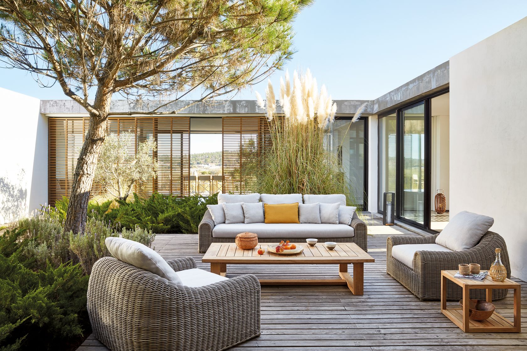 RIVER 3 seater sofa By MANUTTI