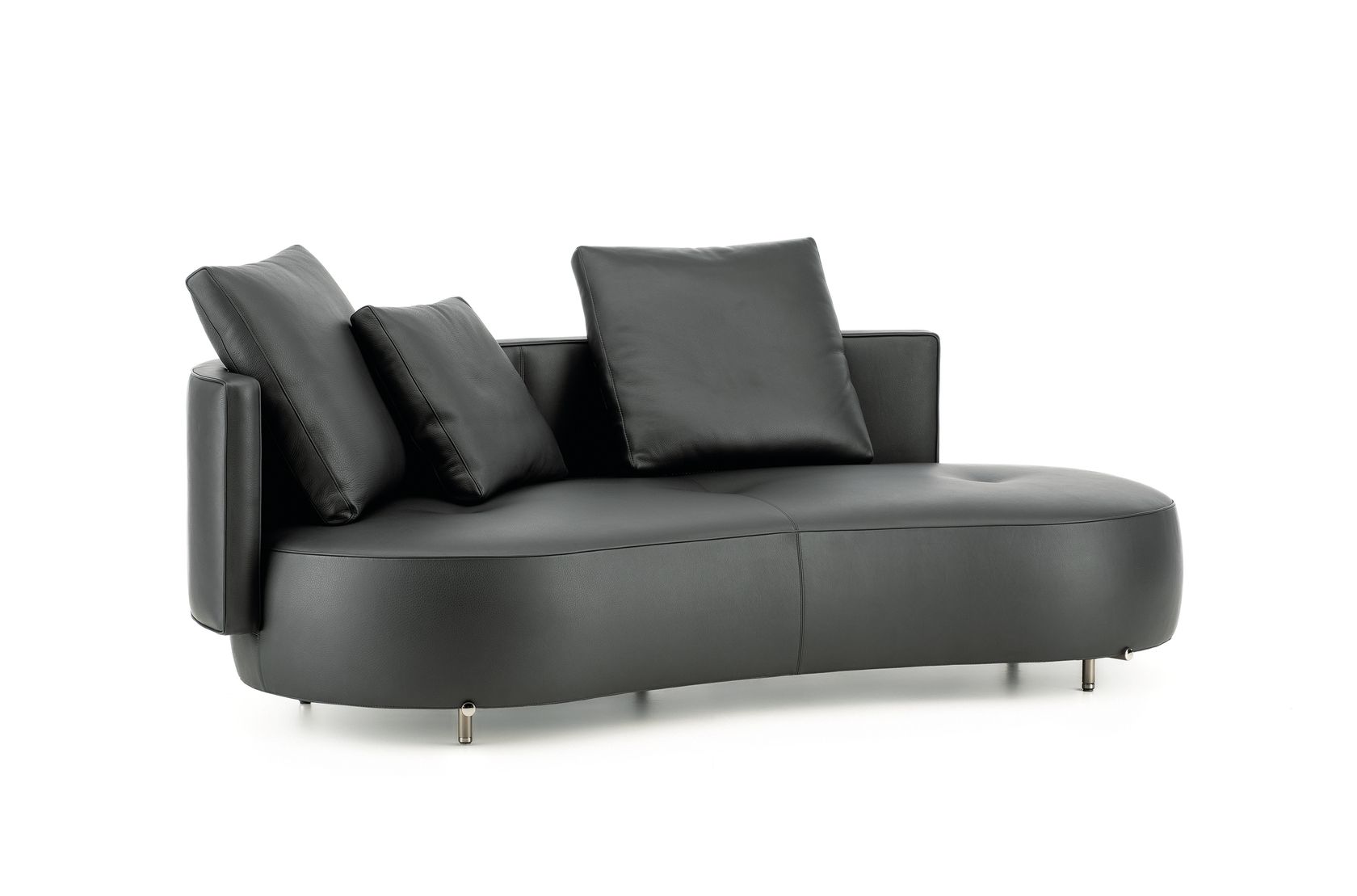 TORII BOLD Curved leather sofa By Minotti | design Nendo