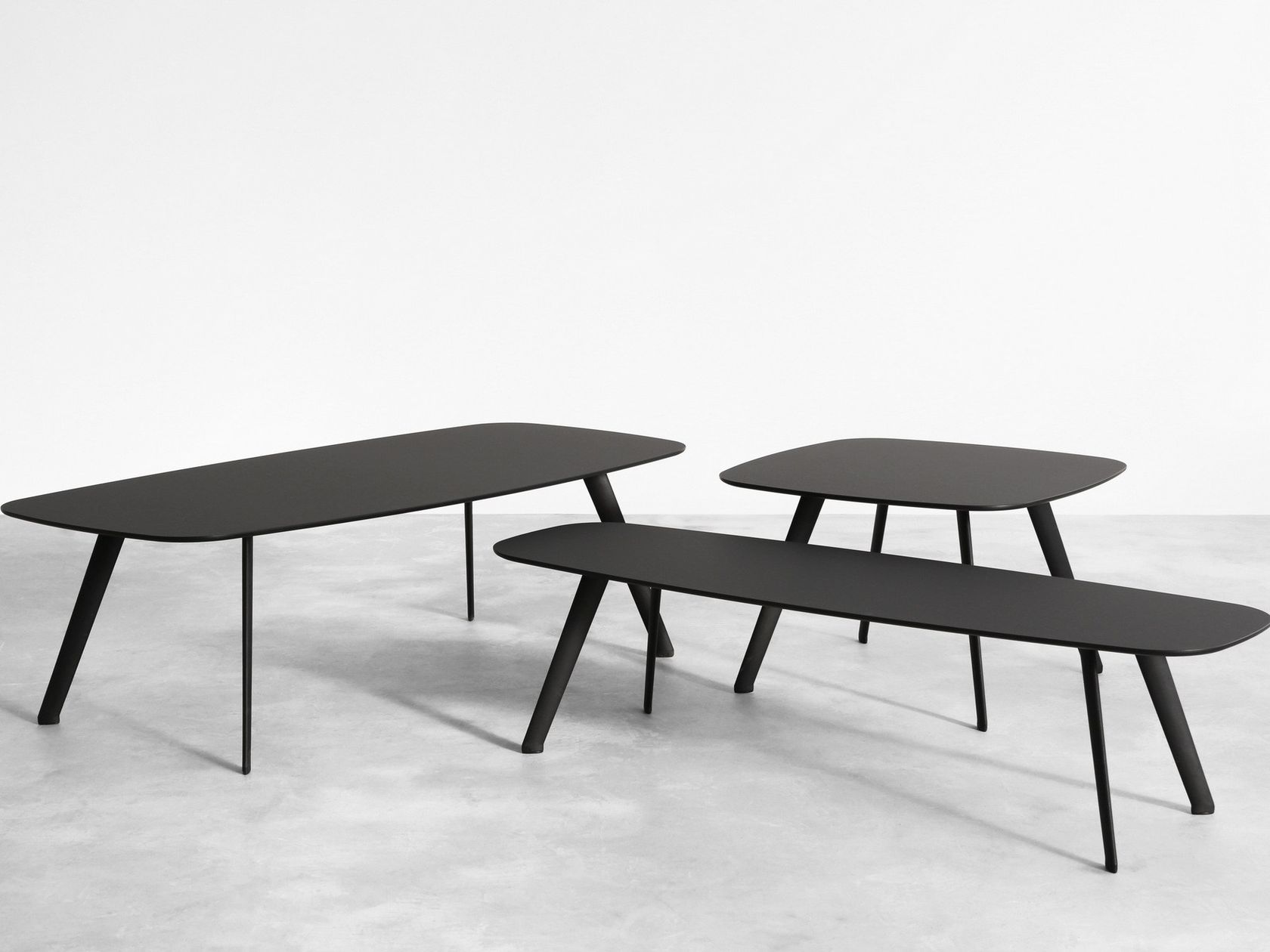 SOLAPA | Fenix-NTM® coffee table By STUA design Jon Gasca