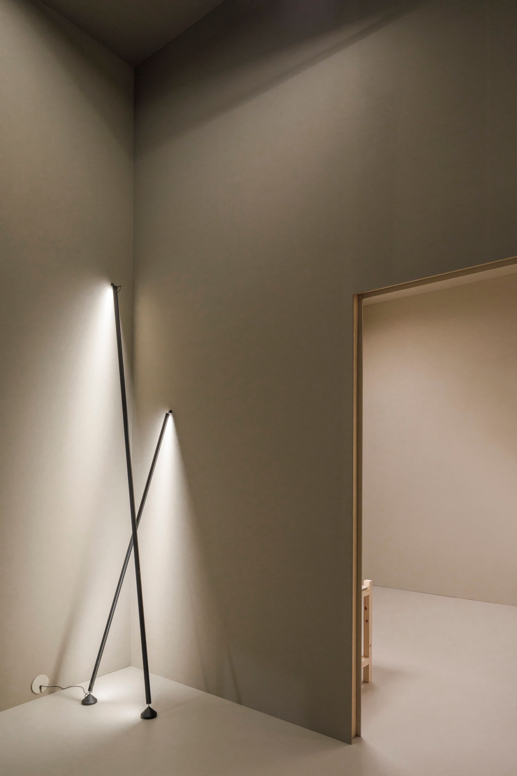 STICKS Linear lighting profile By Vibia | design Arik Levy