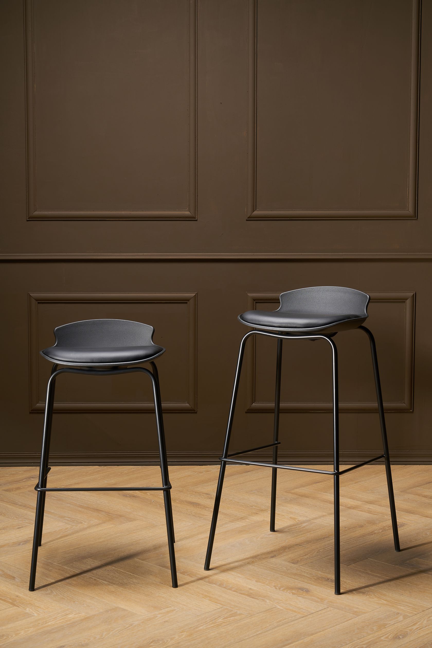 DASH High polypropylene stool and steel base By grado design | design ...