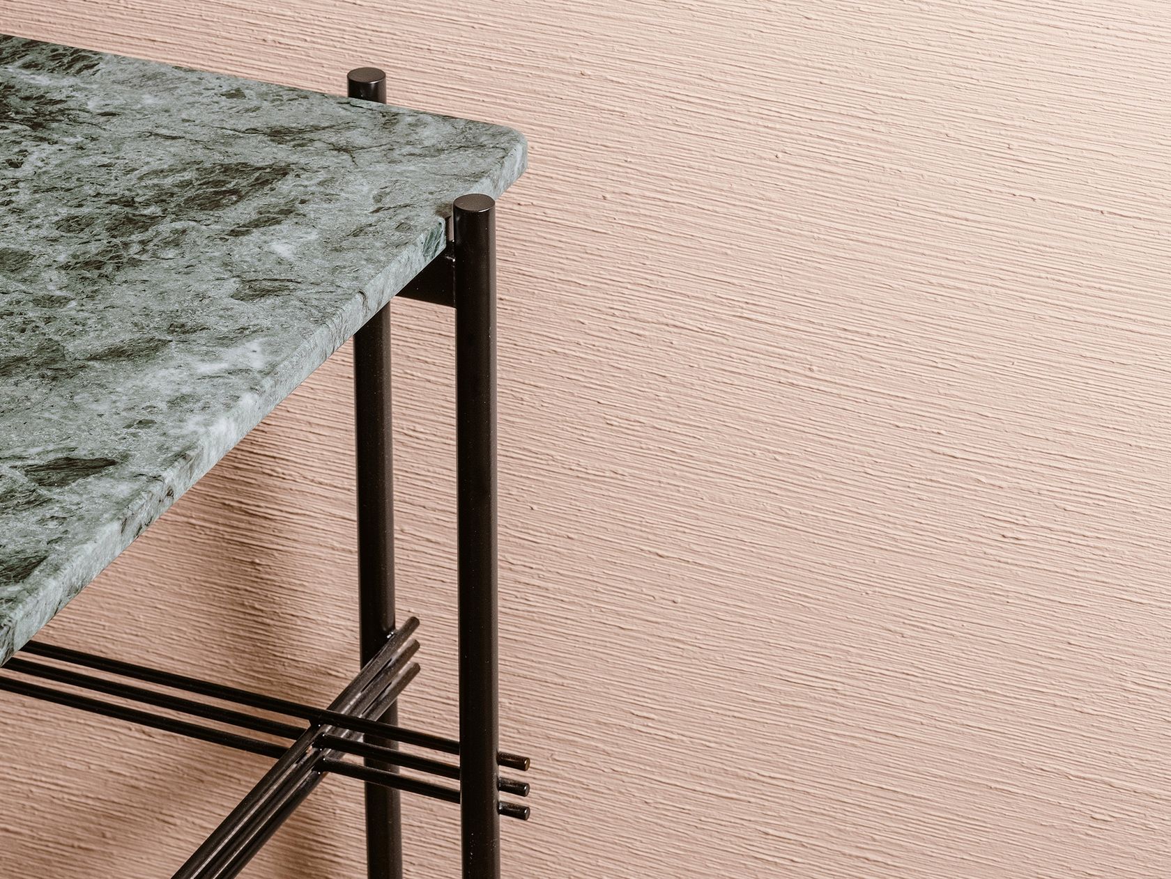 Kerakoll Design: Cementi, resine, pitture e smalti | Archiproducts