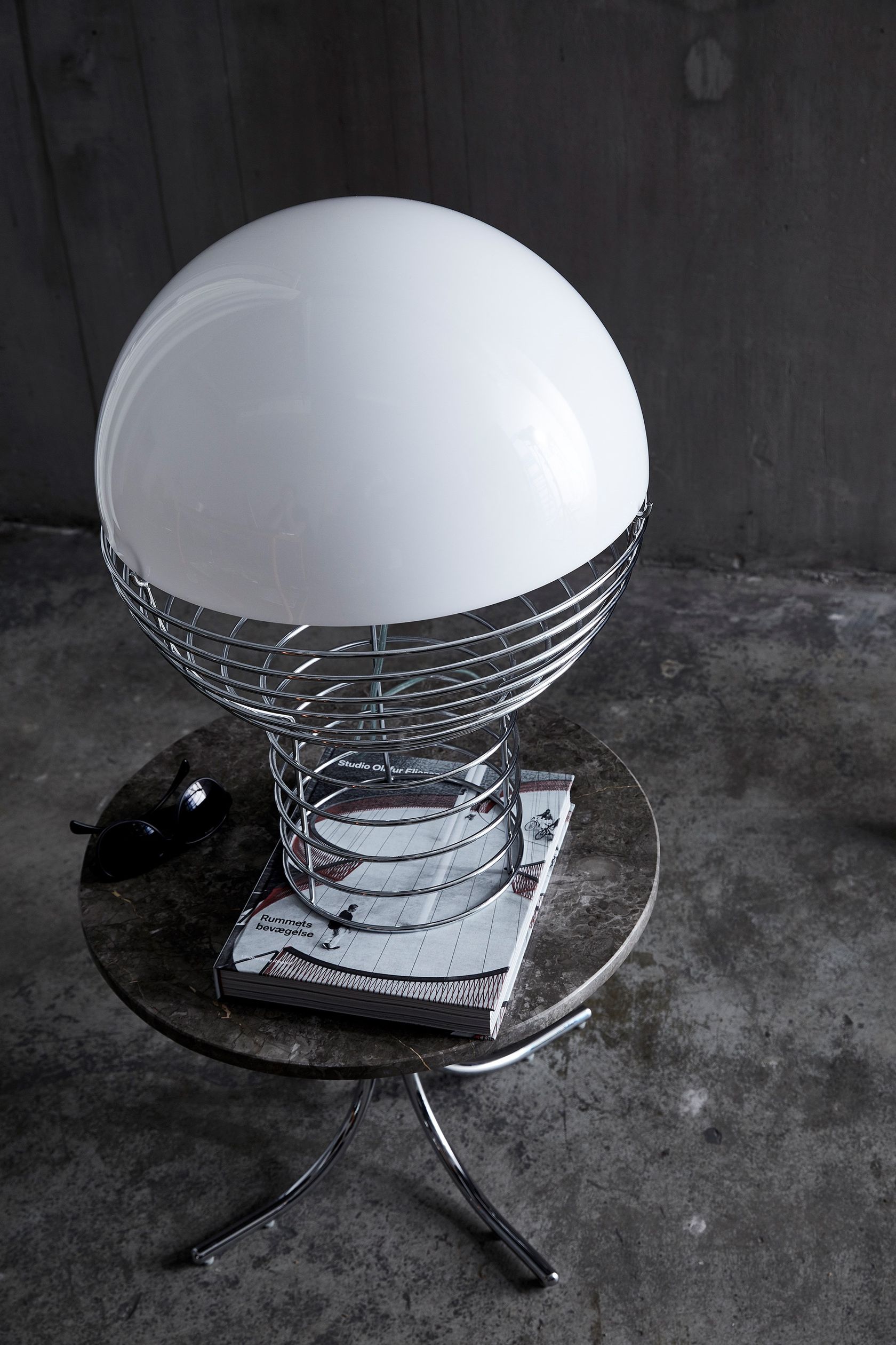 Steel table lamp WIRE | Table lamp Wire Collection By Verpan design ...