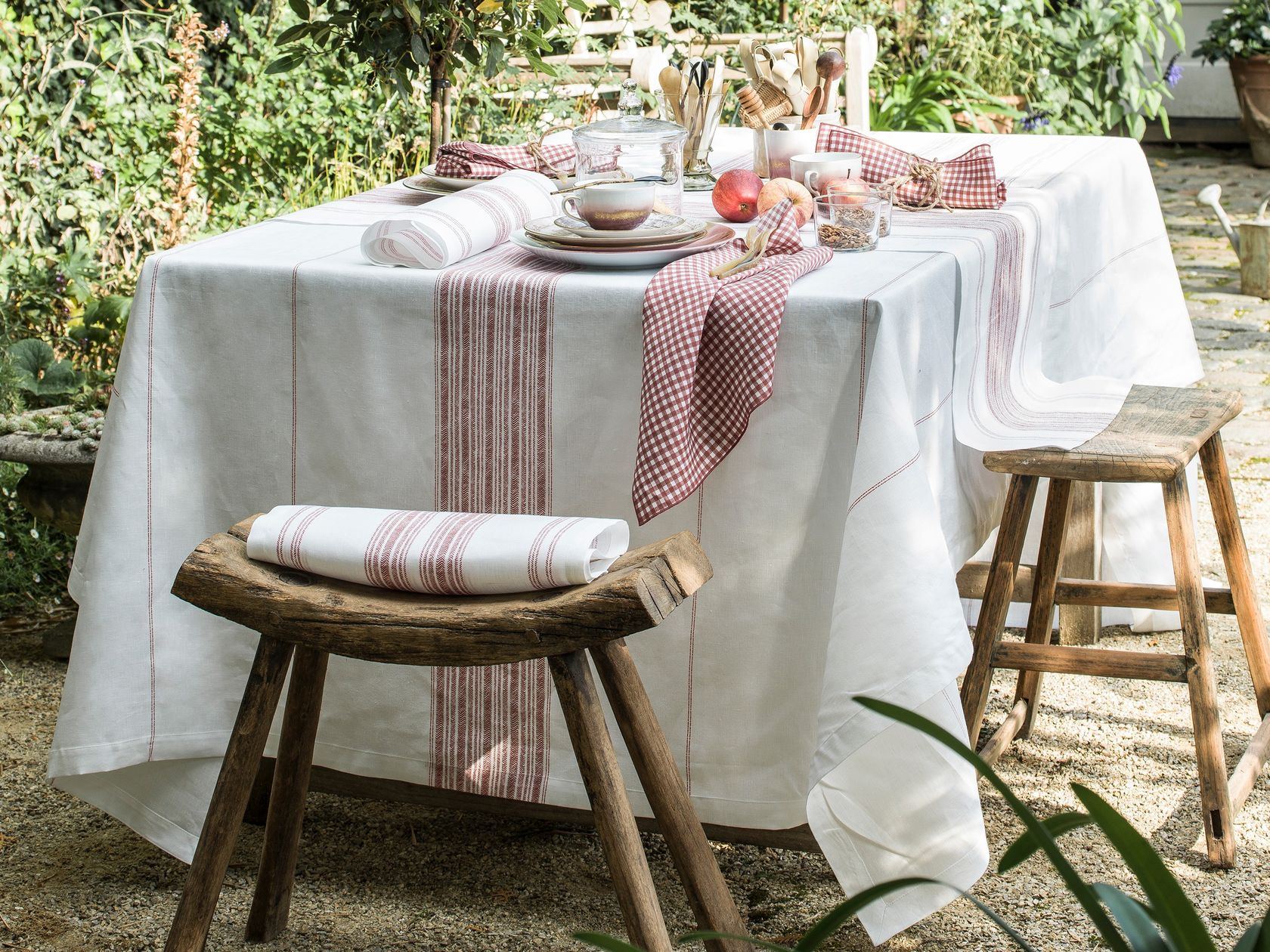 AMALFI | Tablecloth Amalfi Collection By Alexandre Turpault