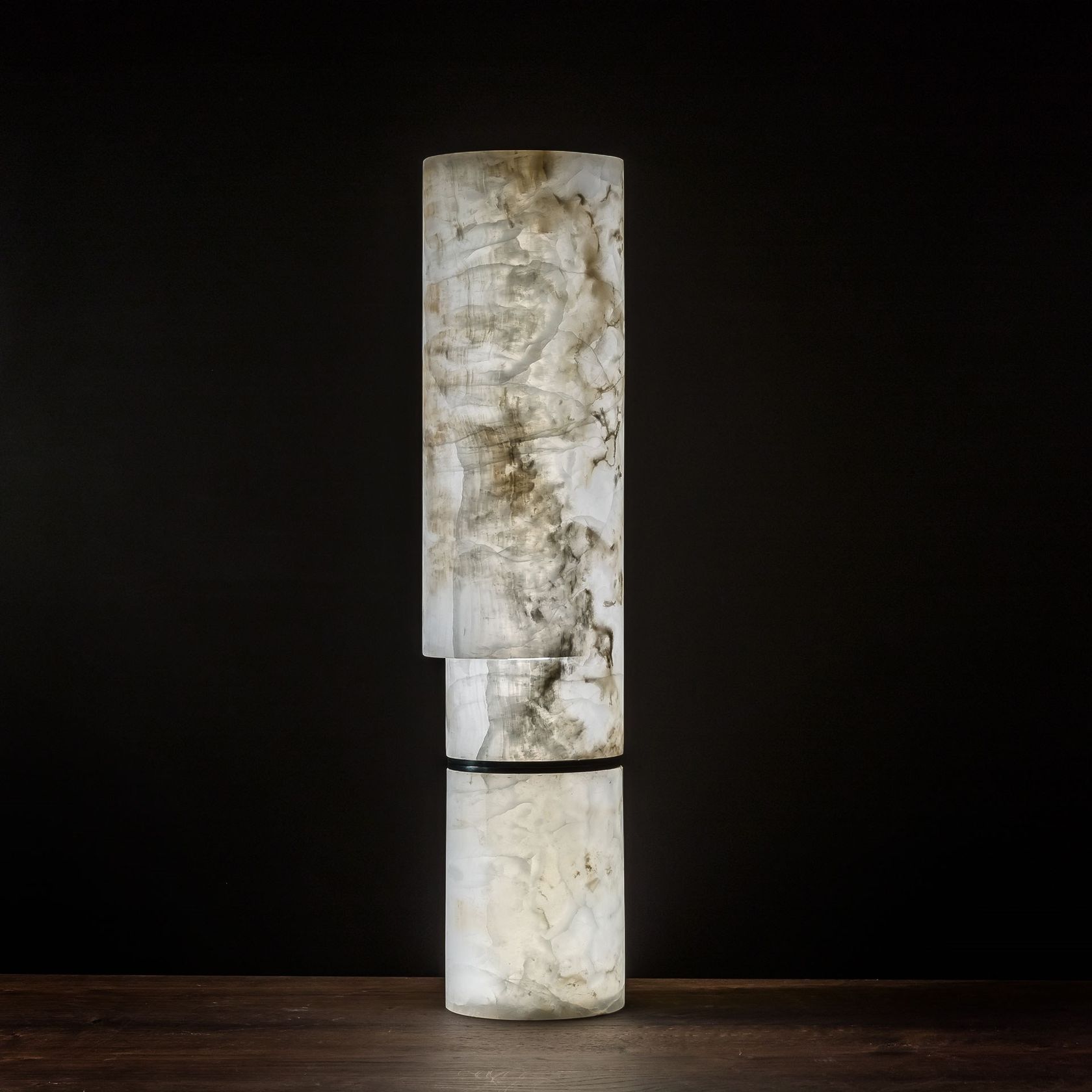 TEST-ONE Onyx table lamp By Henge | design Ugo Cacciatori