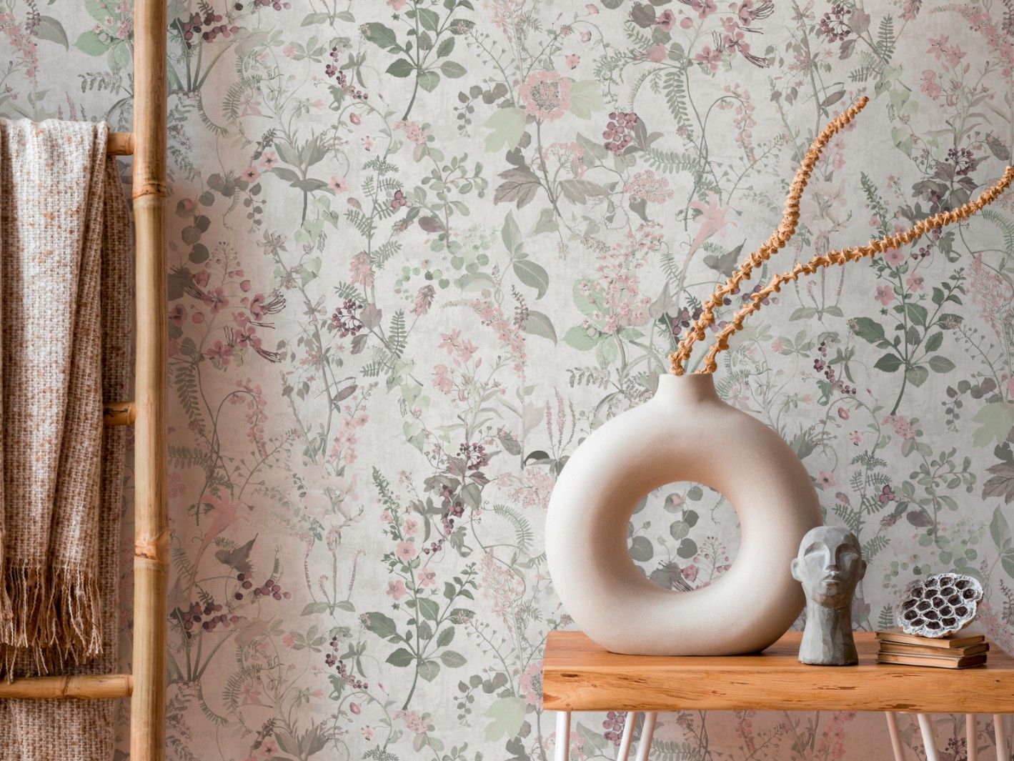 THE BOS - BATTLE OF STYLE Vinyl wallpaper with floral pattern By ...