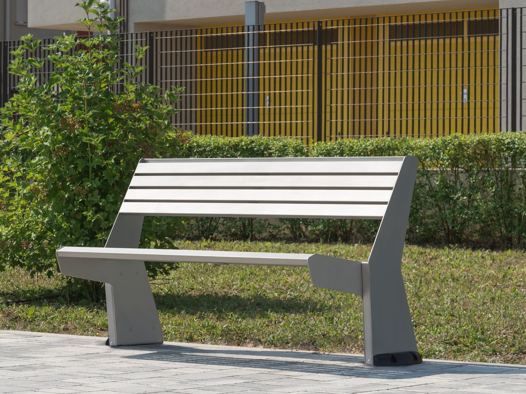 Contemporary style metal Bench with back UR 12 - 13 By Arco