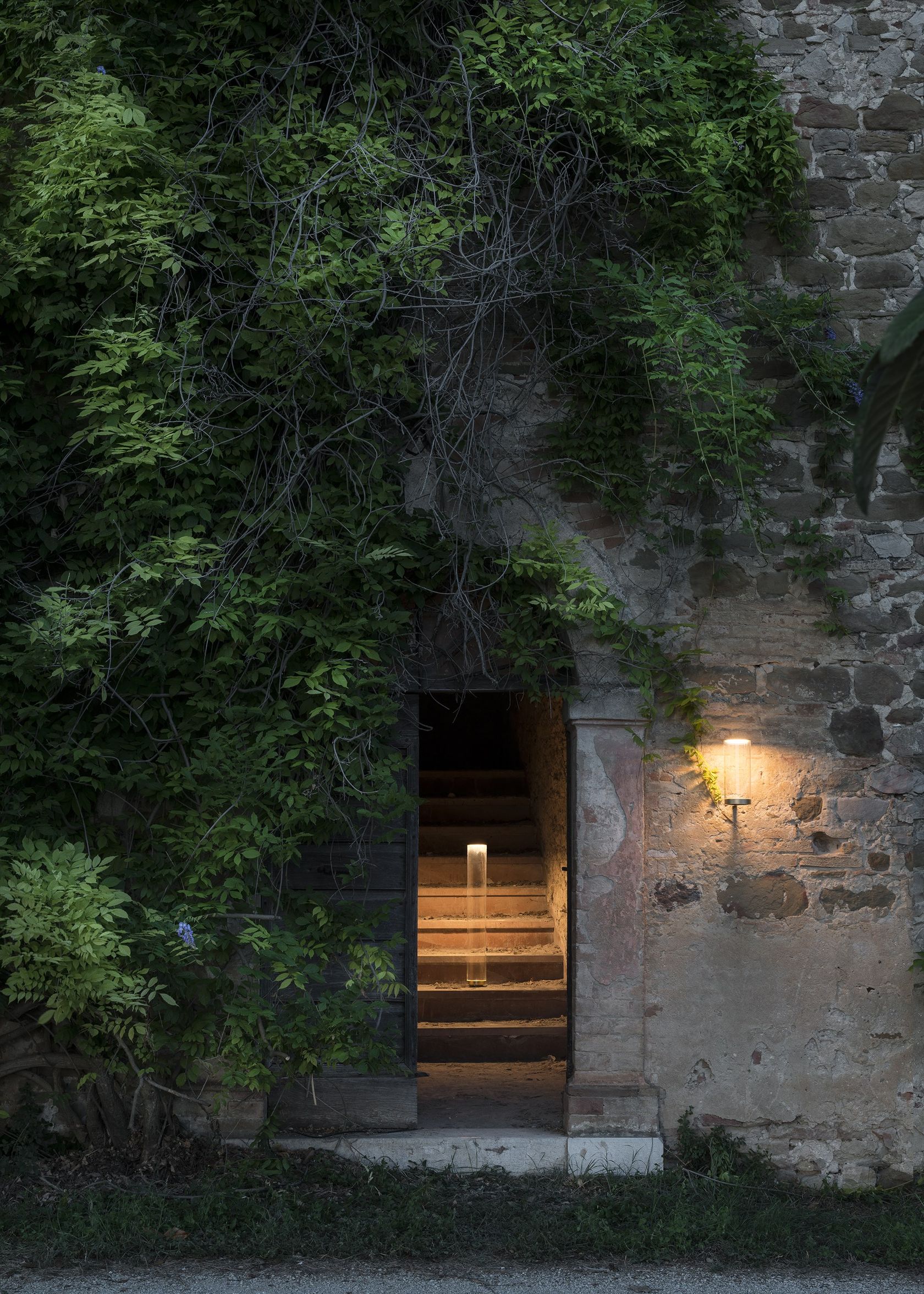 FATUA | Wall lamp Fatua Collection By Emanuel Gargano design Emanuel ...