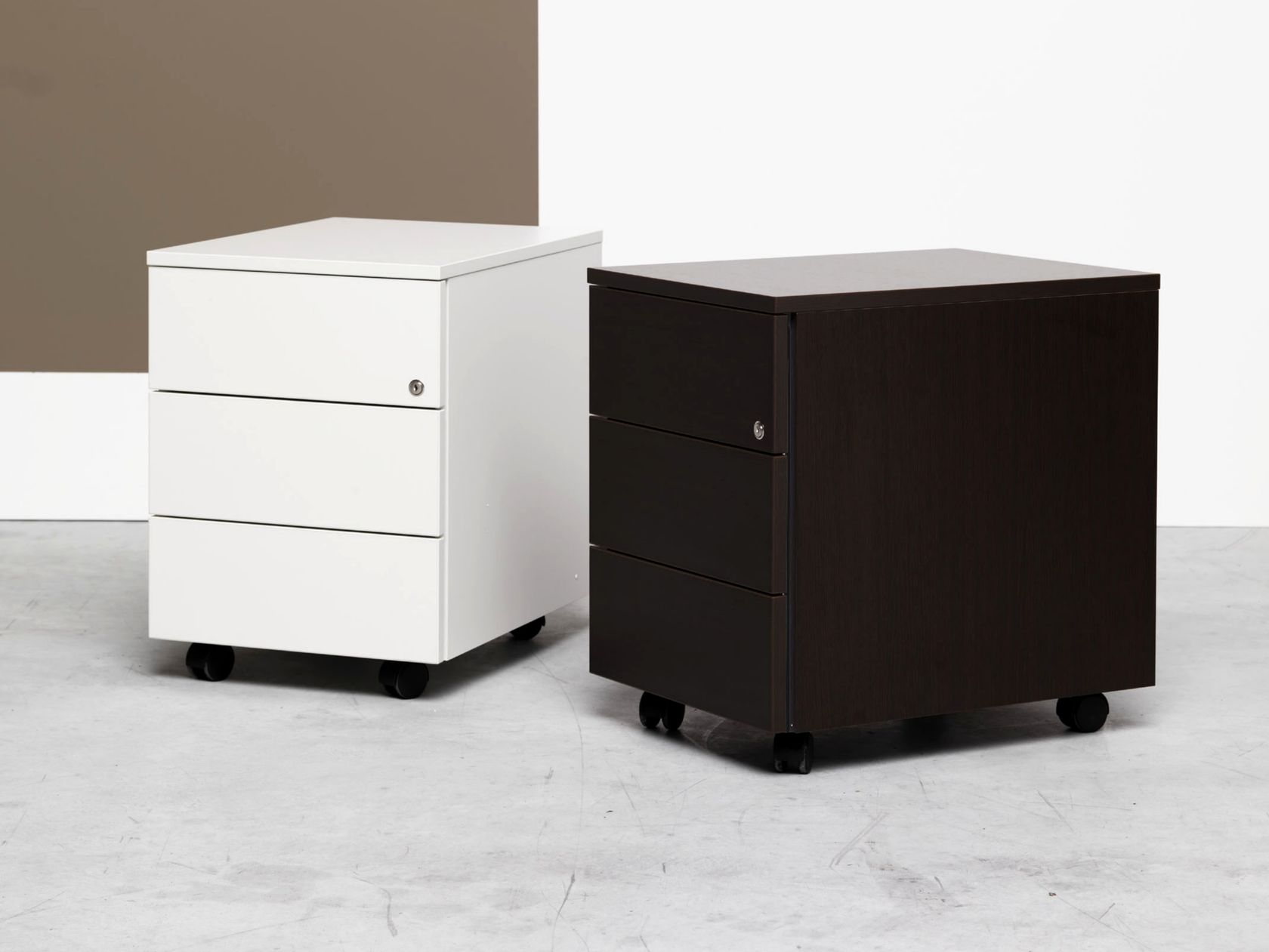 Office drawer units | Desk-mounted, with wheels and lock | Archiproducts