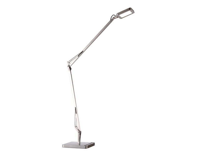 MOTION table lamp By García Requejo