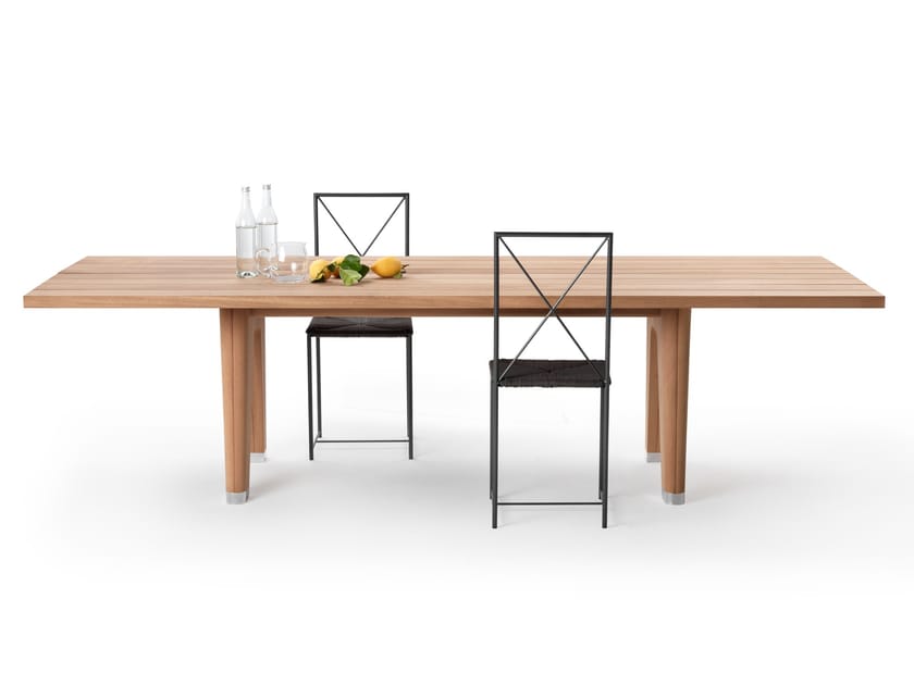 MONREALE OUTDOOR Table By Flexform | design Antonio Citterio