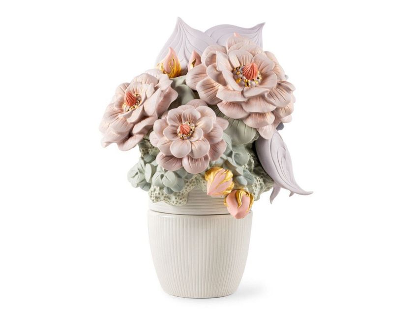 VASE WITH FLOWERS By Lladró