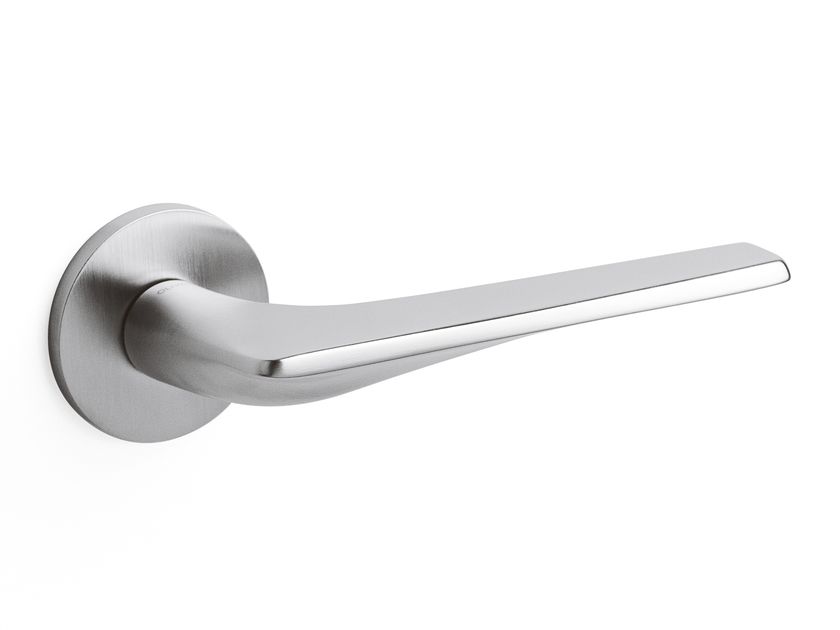 TWIST | Maniglia Collezione Twist By OLIVARI design Ben Van Berkel