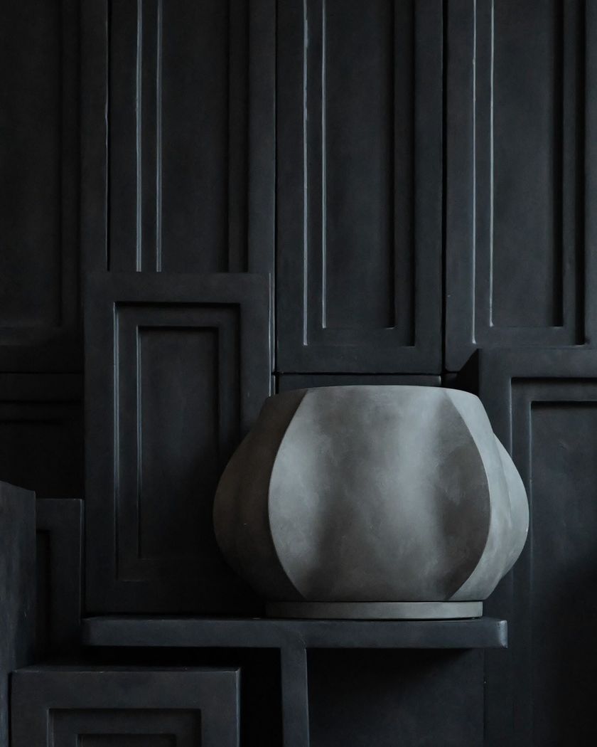 ARKET PLANT POT MEDIO Vase By 101 Copenhagen