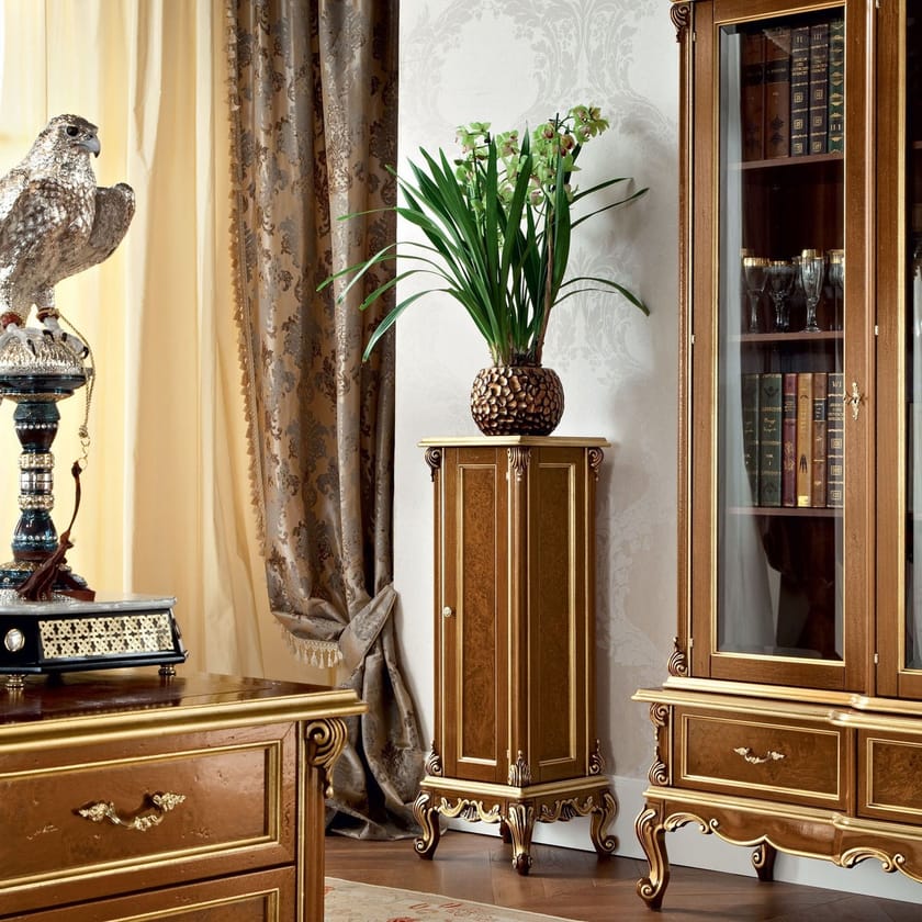 12672 | Pedestal Wooden pedestal By Modenese Luxury Interiors