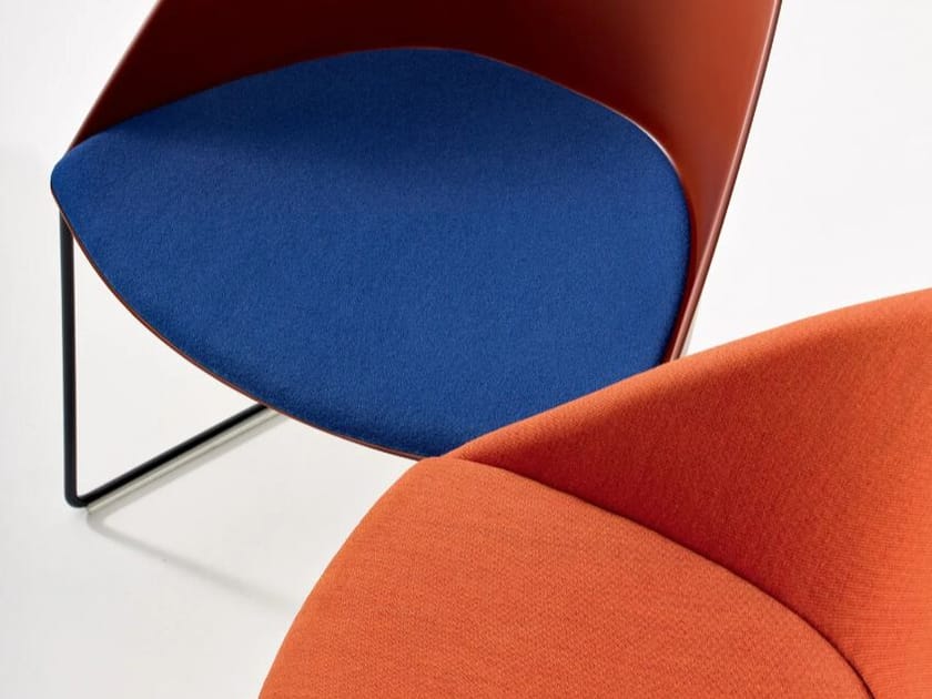 Arper: Chairs, tables, office and contract furniture | Archiproducts