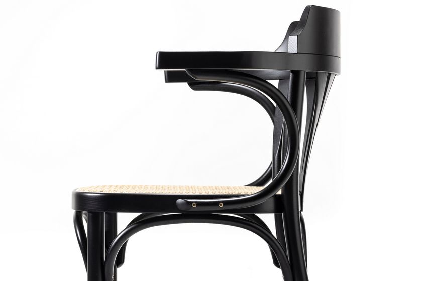 25 Beech chair with armrests By TON