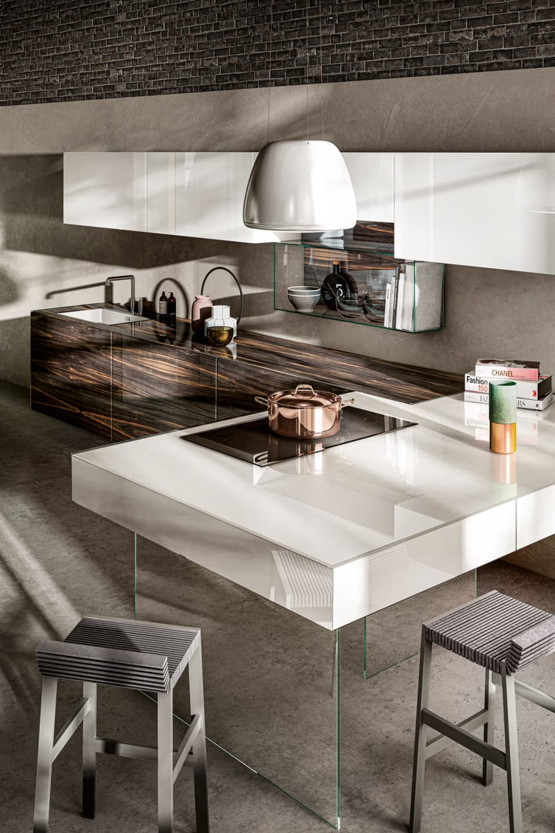 Kitchen with peninsula 36E8 WOOD XGLASS By Lago design Daniele Lago