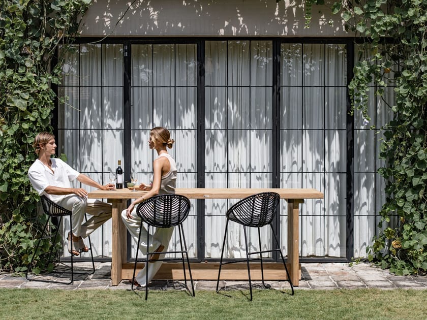 ALEXI Bar cabinet By cbdesign