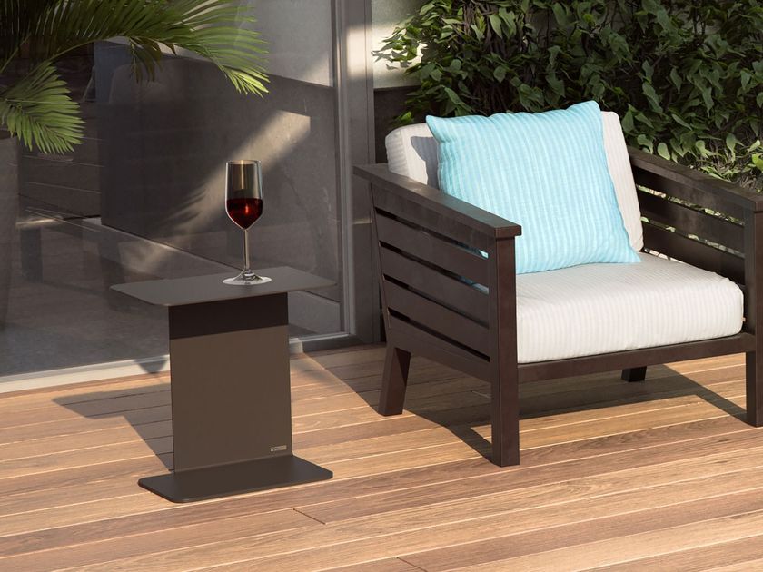 ART561 | Coffee table By Wissmann raumobjekte