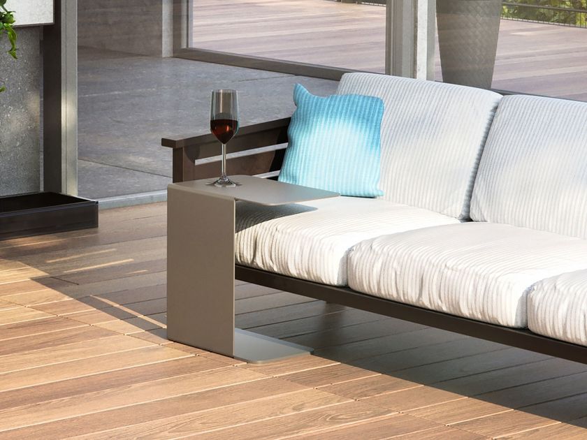 ART561 | Coffee table By Wissmann raumobjekte