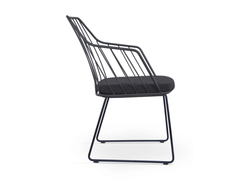 PREMIERE METAL SLED Chair By 5A Design