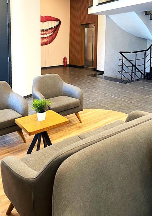 PREMIERE Armchair By 5A Design