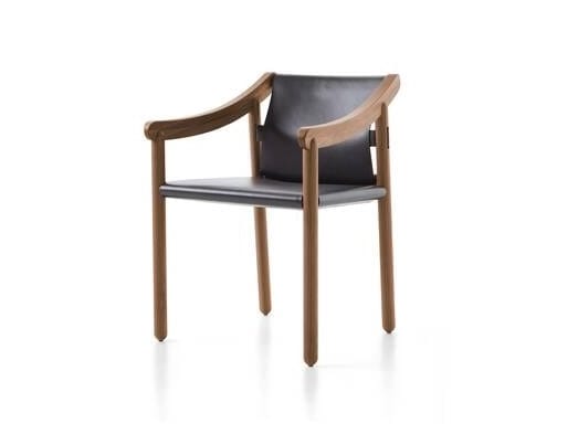 905 Chair By Cassina | design Vico Magistretti