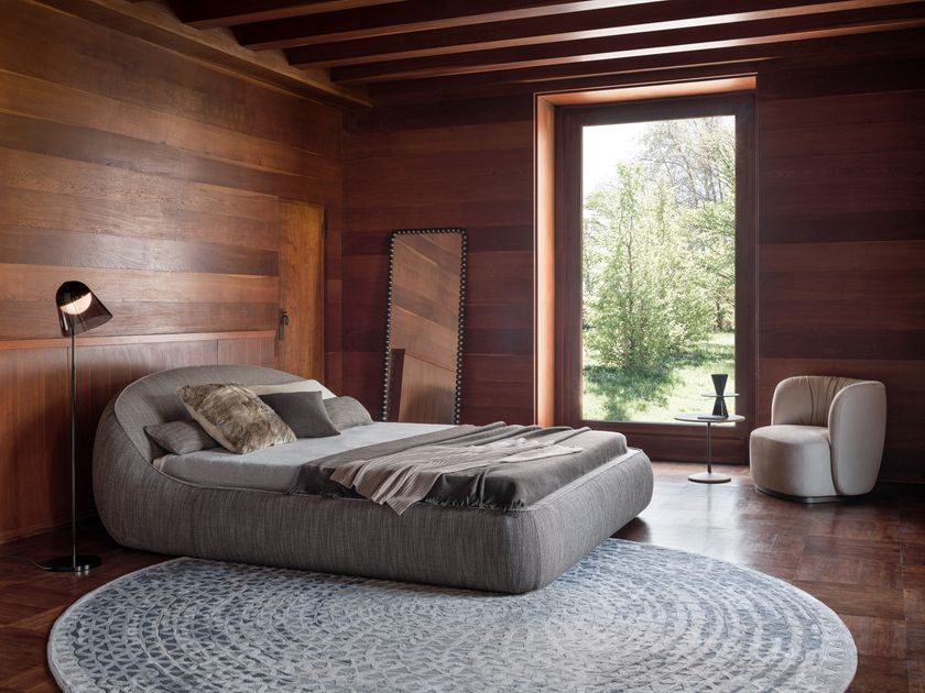 ABBRACCI Upholstered fabric double bed By GHIDINI1961 | design Lorenza ...