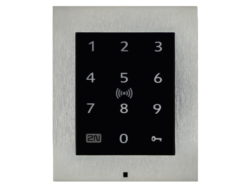 Sistema di building automation per controllo accessi per gestione ...